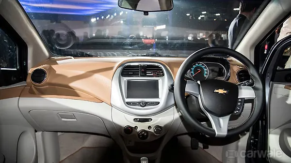 Spec comparo: Tata Kite 5 vs Chevrolet Essentia - CarWale