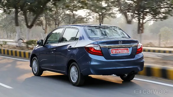 Honda Amaze [2016-2018] Price, Images, Colors & Reviews - CarWale