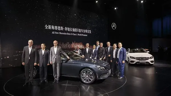 Mercedes E-Class Long Wheelbase debuts at the Beijing Motor Show - CarWale