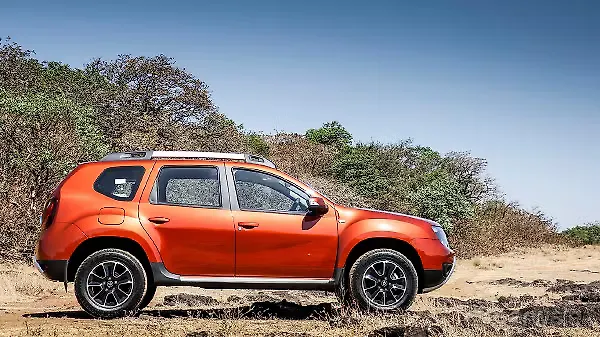 Spec Comparo: Honda BR-V vs Hyundai Creta vs Renault Duster - CarWale