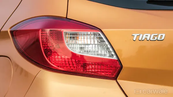 Tata Tiago Road Test Review - CarWale
