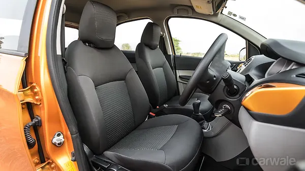 Discontinued Tiago [2016-2020] Revotron XZ on road Price | Tata Tiago ...