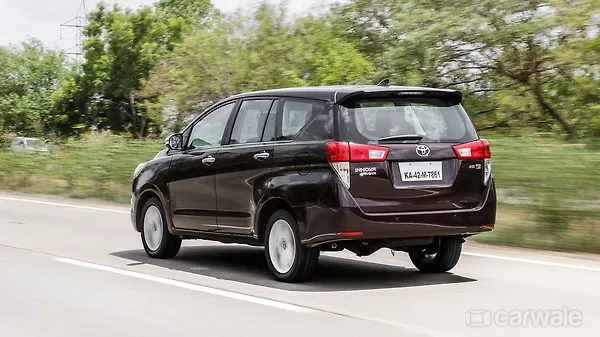 Toyota Innova Crysta Road Test - CarWale