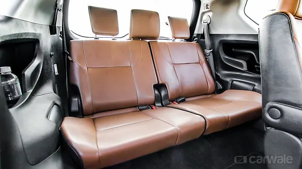 Toyota Innova Crysta Road Test - CarWale