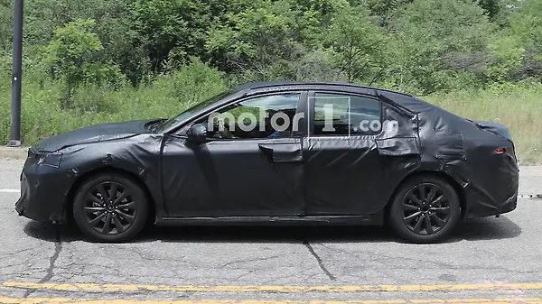 Toyota begins testing next generation Camry - CarWale