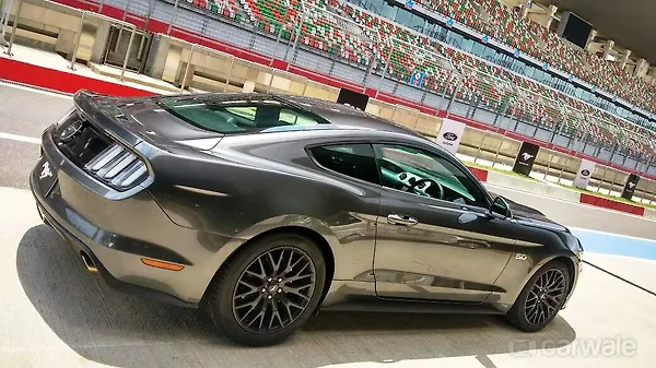 Photo Gallery: India-spec Ford Mustang - CarWale