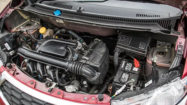 Datsun Redigo Road Test Review - CarWale
