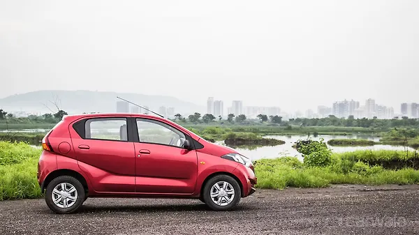 Datsun Redigo Road Test Review - CarWale