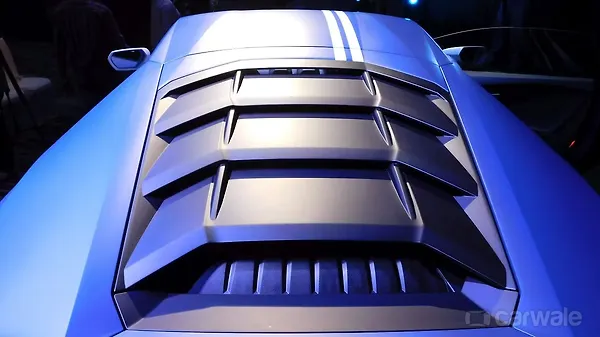 Lamborghini Huracan Avio Picture Gallery - CarWale