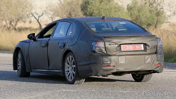Next-generation Lexus LS spotted testing ahead of Detroit debut - CarWale