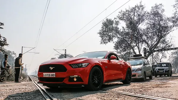 Ford Mustang Price in India - Images, Mileage, Colours - CarWale