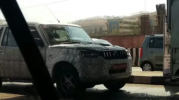 New Mahindra Scorpio Getaway spotted on test - CarWale