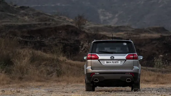 Tata Hexa Road Test Review - CarWale