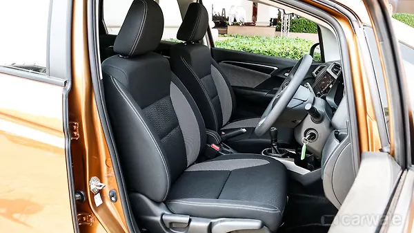 Honda WR-V Petrol First Drive Review - CarWale