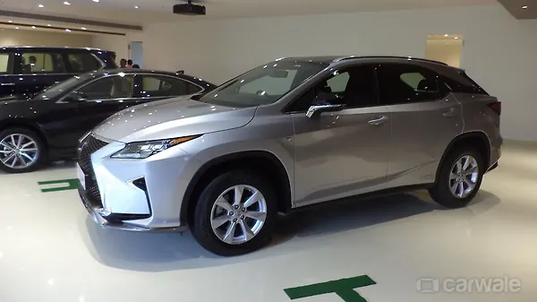 Lexus Photo Gallery - ES 300h, RX 450h and LX 450d - CarWale