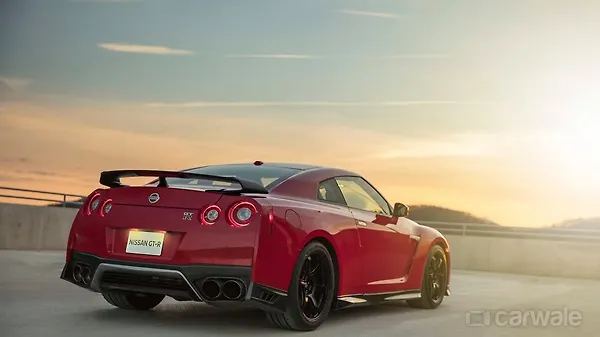 Nissan GT-R Track Edition Picture Gallery - CarWale