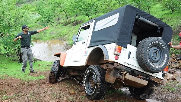 Surviving the trail: Mahindra Adventure Off-Road Training Academy - CarWale