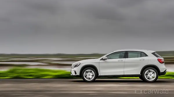 Mercedes-Benz GLA 220d First Drive Review - CarWale