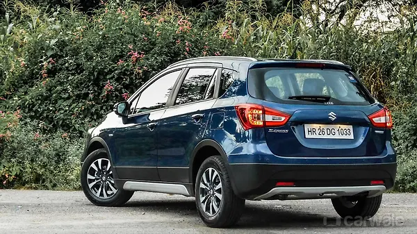 New Maruti S-Cross facelift photo gallery - CarWale