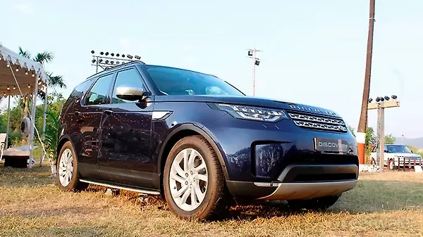 India-spec Land Rover Discovery Picture Gallery - CarWale
