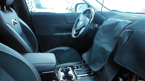 Jeep Grand Commander Interior revealed in images - CarWale