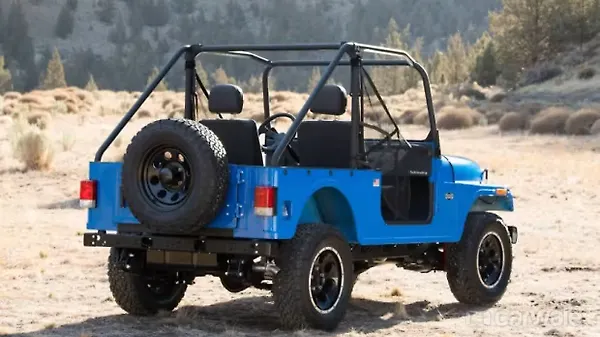 Mahindra Roxor off-roader Picture Gallery - CarWale