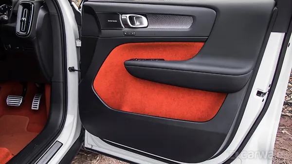 2018 Volvo XC40 First Drive Review - CarWale