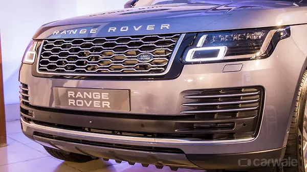 2018 Land Rover Range Rover Picture Gallery - CarWale