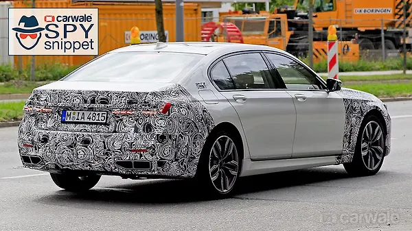 BMW 7 Series facelift spied with a larger grille and updated rear - CarWale