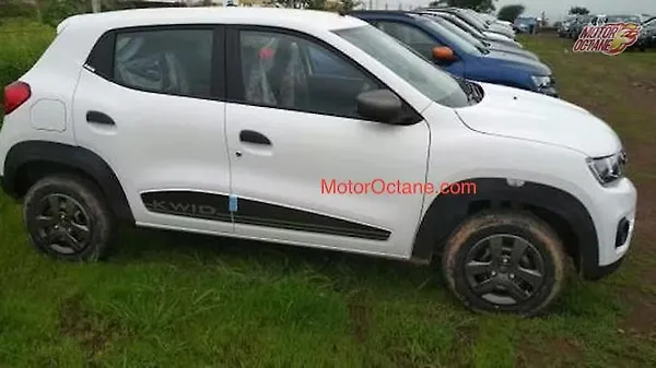 Updated Renault Kwid to get reverse parking camera - CarWale