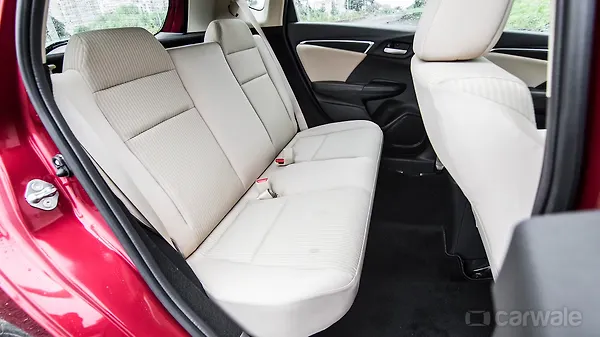 2018 Honda Jazz Petrol facelift First Drive Review - CarWale