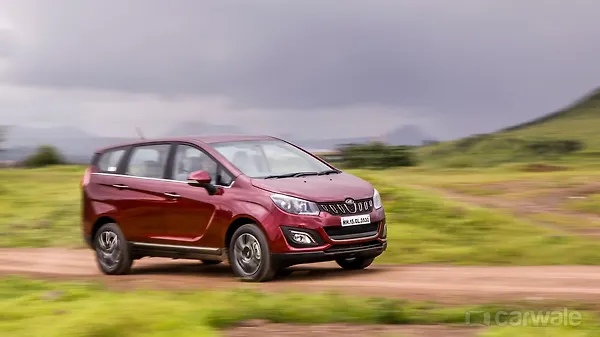 Mahindra Marazzo [2018-2020] Price, Images, Colors & Reviews - CarWale
