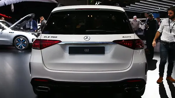 Paris Motor Show 2018: Mercedes-Benz GLE is a second generation mid ...