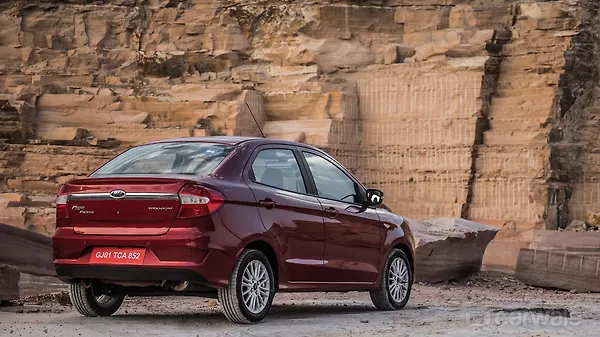 Ford Aspire Price - Images, Colors & Reviews - CarWale