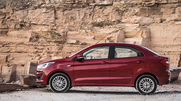 Ford Aspire Price - Images, Colors & Reviews - CarWale