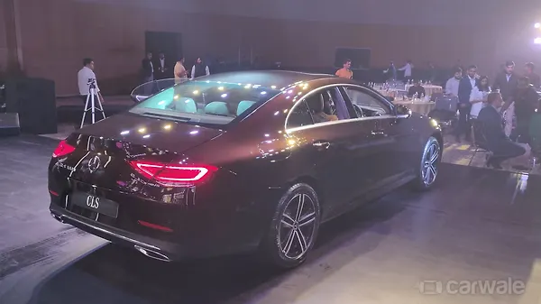 Mercedes CLS 300d: Now in Pictures - CarWale