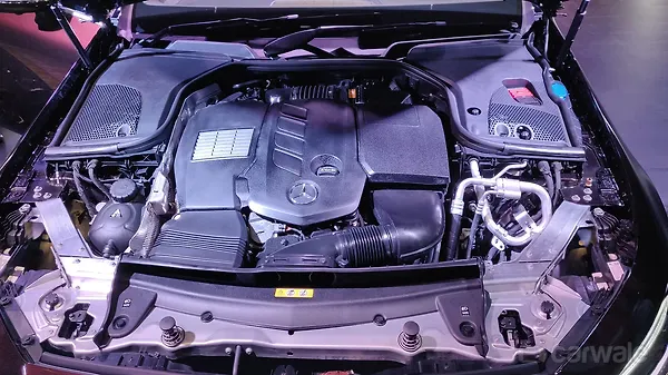 Mercedes CLS 300d: Now in Pictures - CarWale
