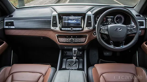 Mahindra Alturas G4 Price - Images, Colors & Reviews - CarWale