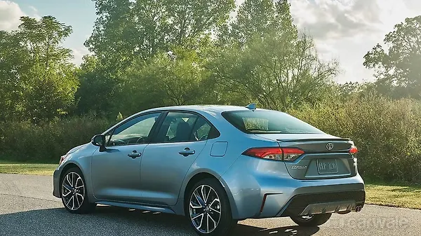 All-new Toyota Corolla Picture Gallery - CarWale