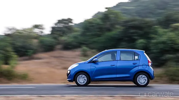 Hyundai Santro Price - Images, Colors & Reviews - CarWale