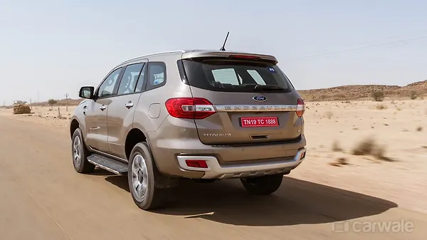 Discontinued Endeavour Titanium Plus 3.2 4x4 AT on road Price | Ford ...