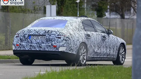 Next gen Mercedes S-Class inches closer to driving itself - CarWale