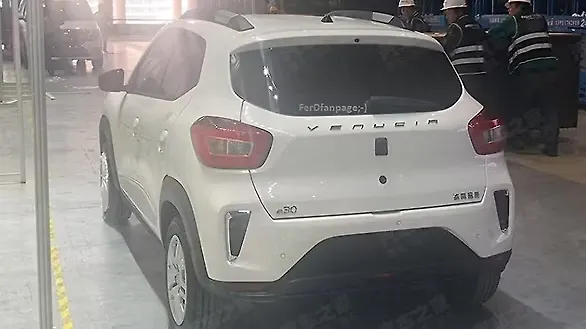 China-bound Renault Kwid EV spied - CarWale