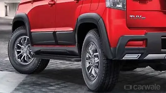 2019 Mahindra TUV300 - Top 7 accessories - CarWale