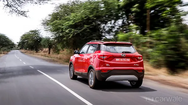 Mahindra XUV300 diesel AMT First Drive Review - CarWale