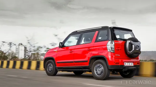 Mahindra TUV300 Price - Images, Colors & Reviews - CarWale