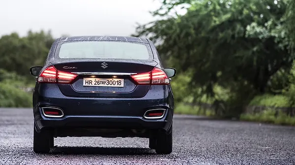 Maruti Suzuki Ciaz Price - Images, Colours & Reviews - CarWale