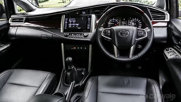 Toyota Innova Crysta Review: Pros and Cons - CarWale
