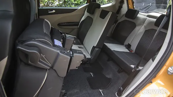 Renault Triber First Drive Review - CarWale