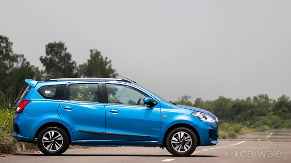 Datsun GO Price - Images, Colors & Reviews - CarWale